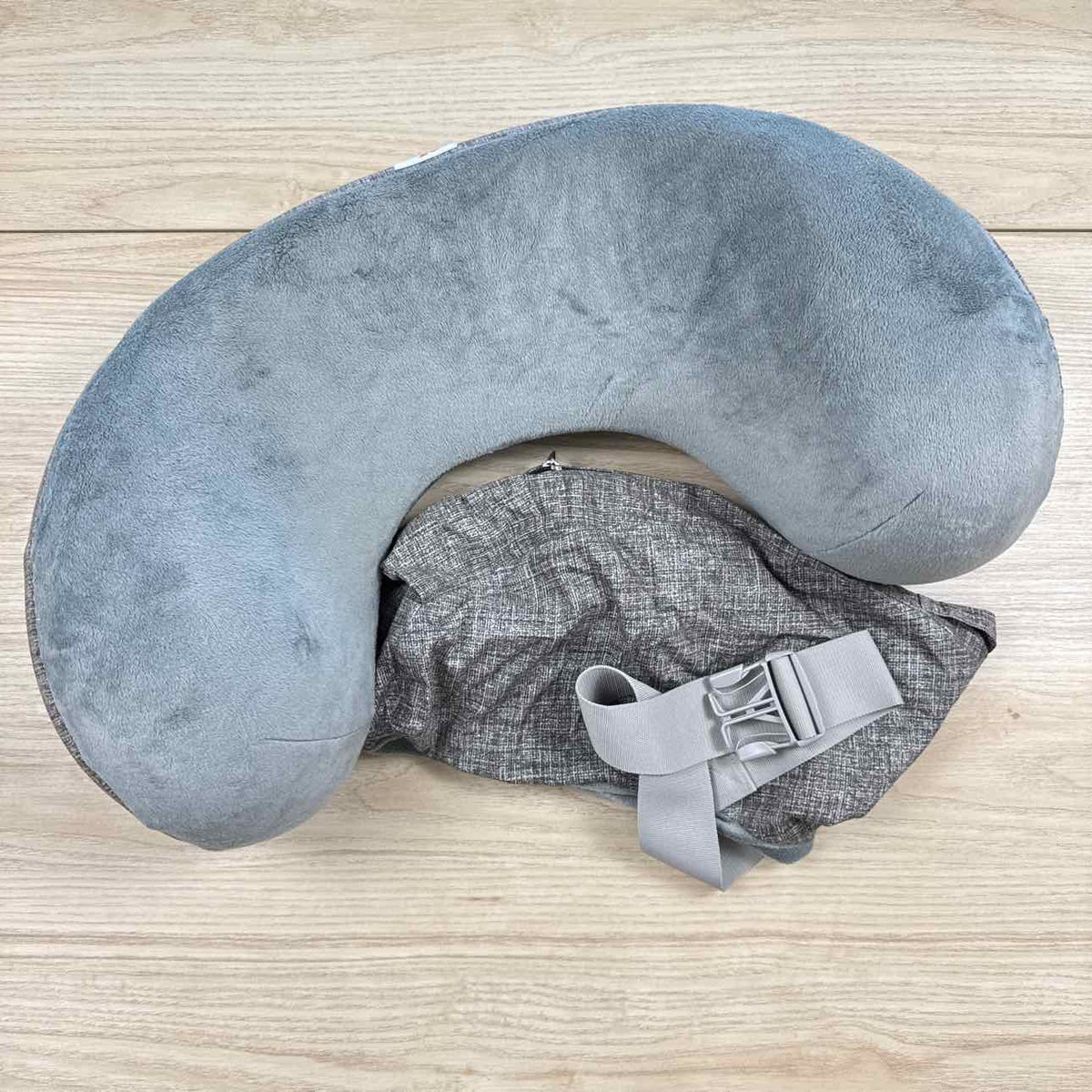 Ergo NURSING PILLOW – The Sharing Squirrel